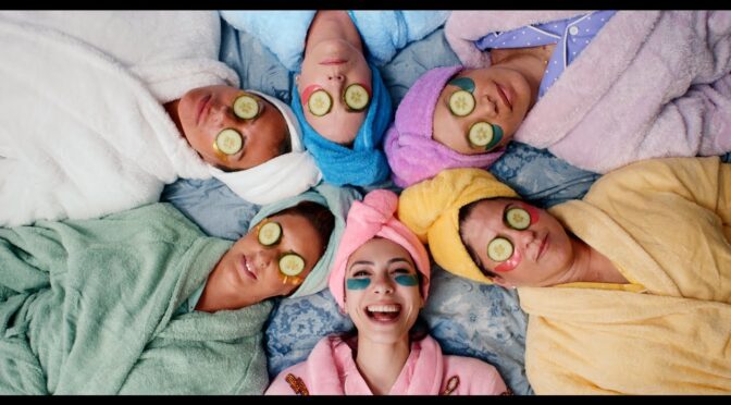 Mina Okabe - TRAKTIVIST